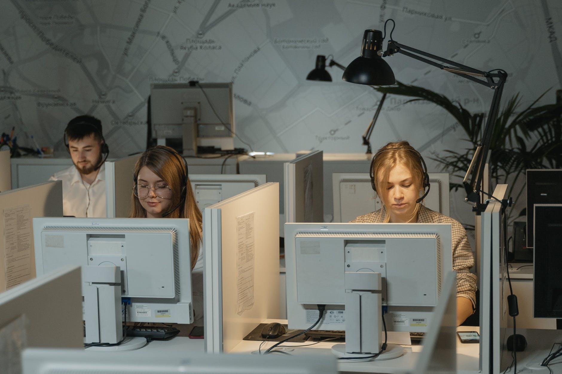 How Do Inbound Call Centers Benefit All Stakeholders?
